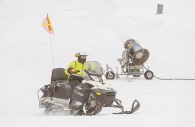 Building up a solid snow base | Local | mesabitribune.com
