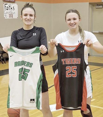 Zganjar, Hansen hit 1,000 points on same night, same game | Sports ...