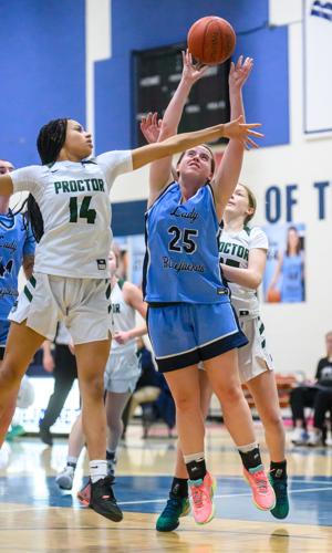 Rails take care of business vs. Hibbing | Sports | mesabitribune.com