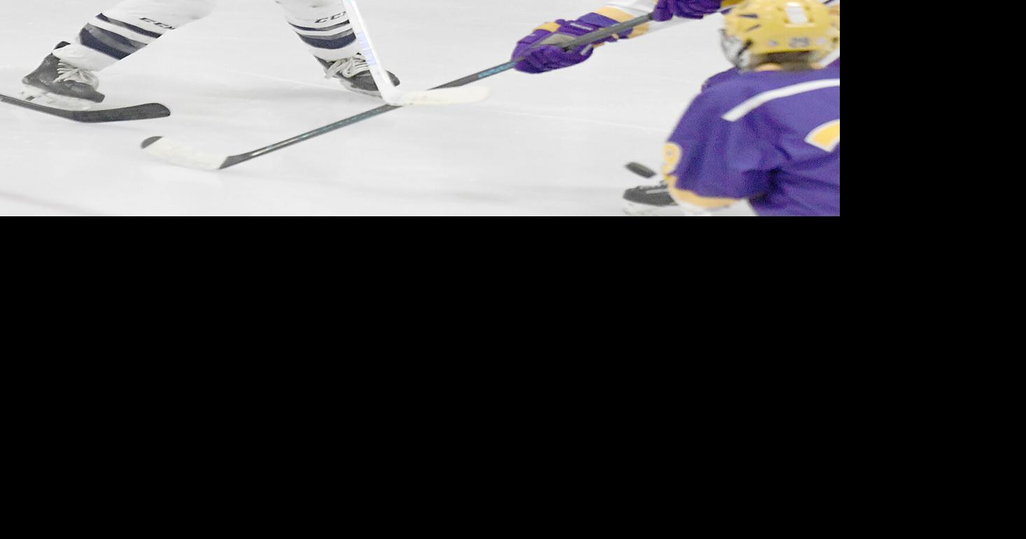 Oberstar hat trick leads H/C past Broncos | Sports | mesabitribune.com