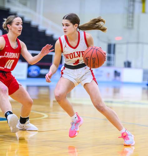 Cardinals eliminate Wolves, 57-32 | Sports | mesabitribune.com