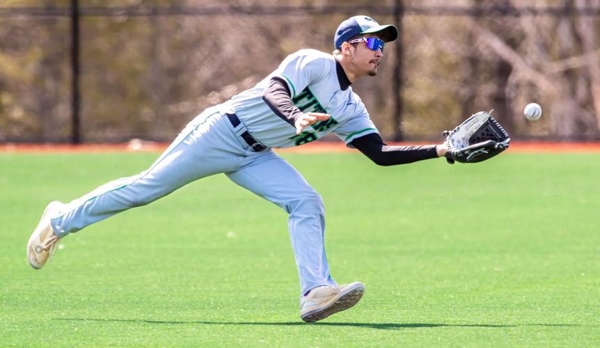 Wolverines outgun Titans, 8-3 | Featured | mesabitribune.com