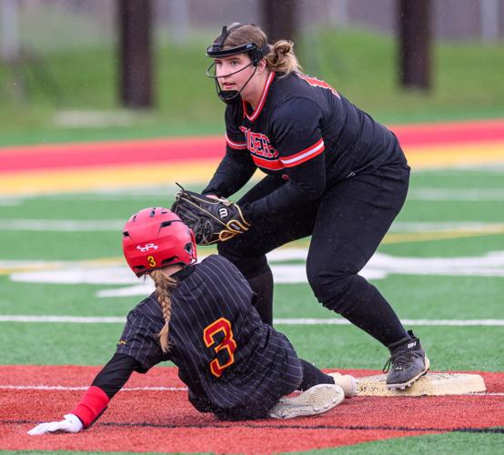 Mountain Iron-Buhl-Cherry Softball | Gallery | mesabitribune.com