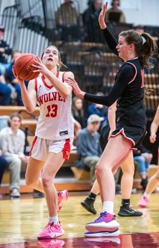 Wolves get win No. 17 in 58-49 win over Giants | Featured ...