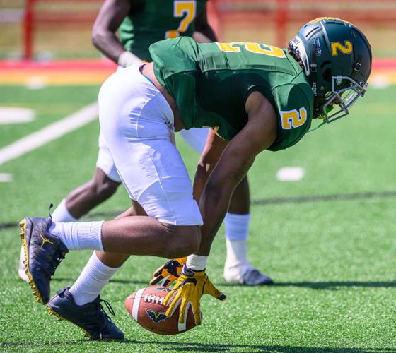 Mesabi Range-Vermilion Football | Gallery | mesabitribune.com