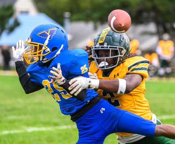 MN North-Vermilion-MN North Mesabi Range Football | Gallery ...