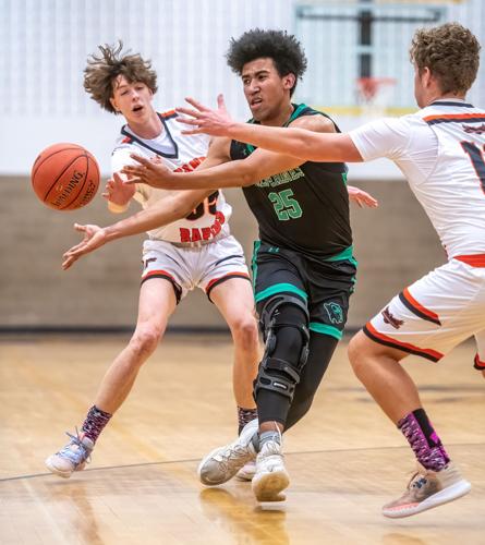 Wolverines take down Thunderhawks, 70-51 | Featured | mesabitribune.com