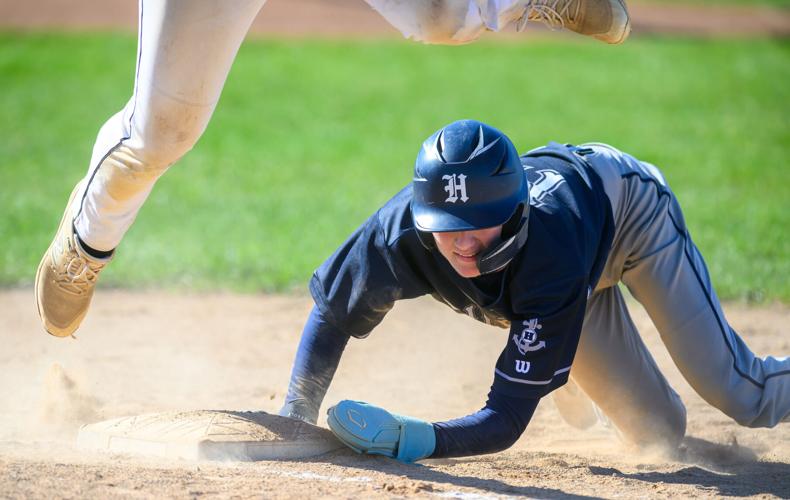 Swanson outduels Sundqhist in 2-1 Hibbing win | Sports | mesabitribune.com