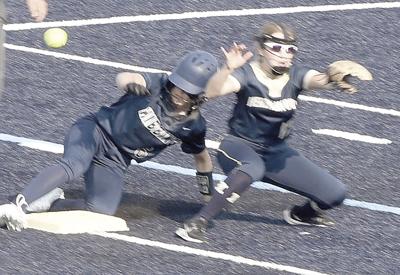 Hawks down Bluejackets 6-3 | | mesabitribune.com