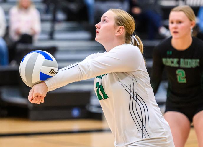 Wolverine volleyball sweeps Giants, 3-0 | Sports | mesabitribune.com