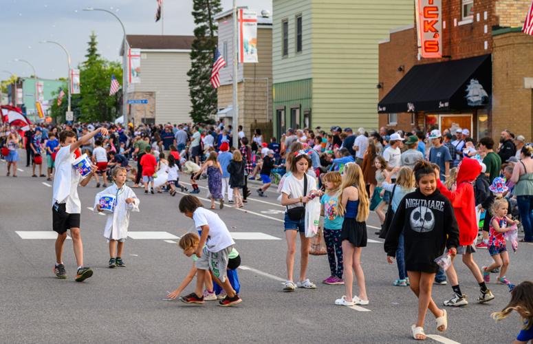 Gilbert 3rd of July Parade | Gallery | mesabitribune.com