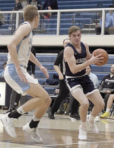 Spartans' pressure gets to Bluejackets | Sports | mesabitribune.com