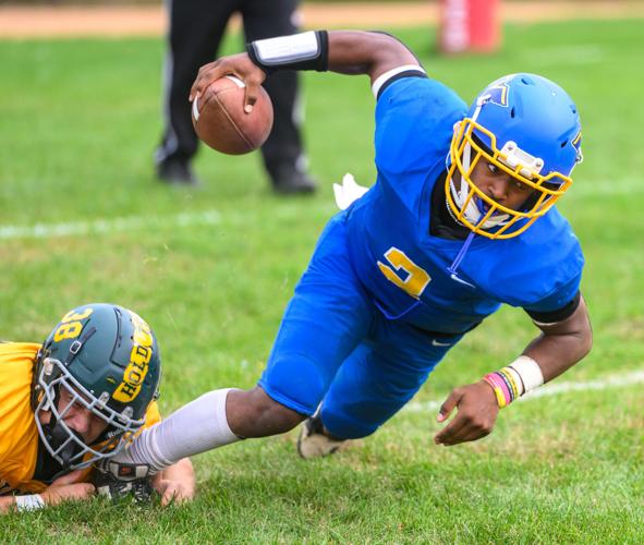 Ironhawks earn first win, down Norse 18-14 | Sports | mesabitribune.com