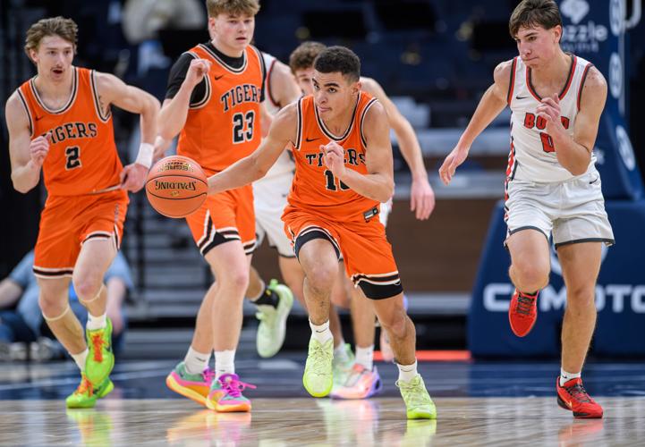 Tigers inch one step closer to Class A title | Sports | mesabitribune.com