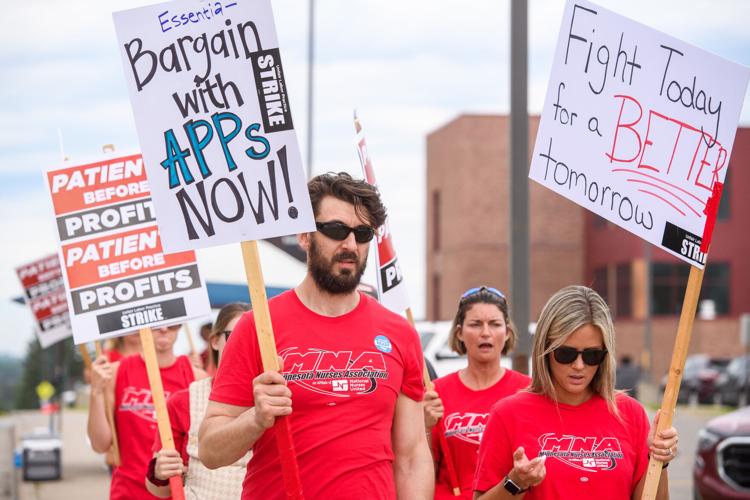 Minnesota Nurses Strike | Gallery | mesabitribune.com
