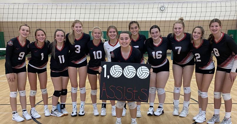 Giants down ‘Toppers 3-2, Lamppa recognized for 1,000 set assists ...
