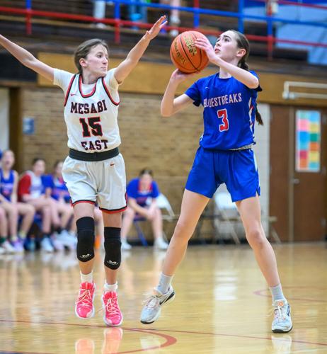 Giants recover to down 'Streaks, 55-42 | Featured | mesabitribune.com