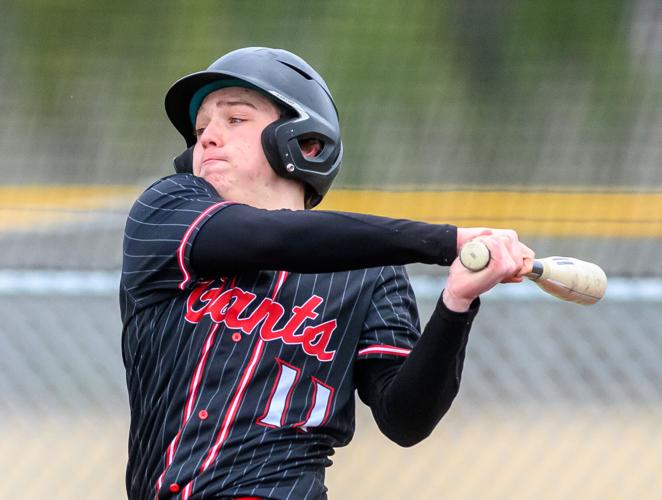 Giants shine in 4-1 win over Gobblers | Sports | mesabitribune.com