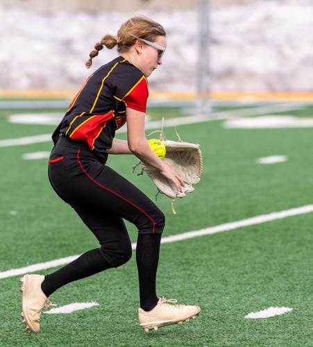 Mariners take it to Rangers early, 12-1 | Sports | mesabitribune.com