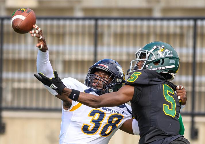 Mesabi Range-Rochester Football | Gallery | mesabitribune.com
