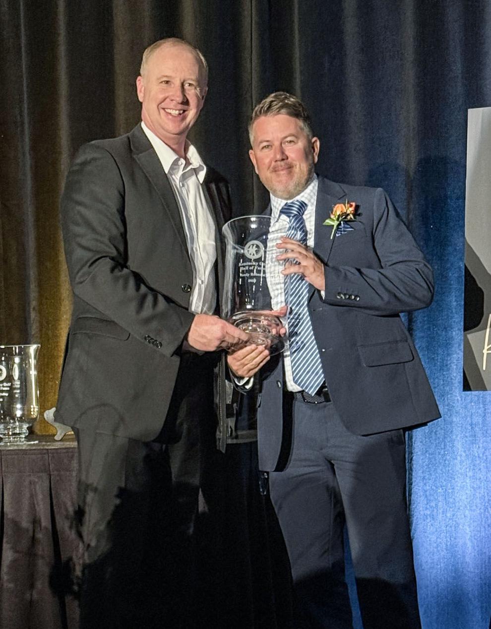 Roberts honored with induction to Ky. Golf Hall of Fame | Game ...