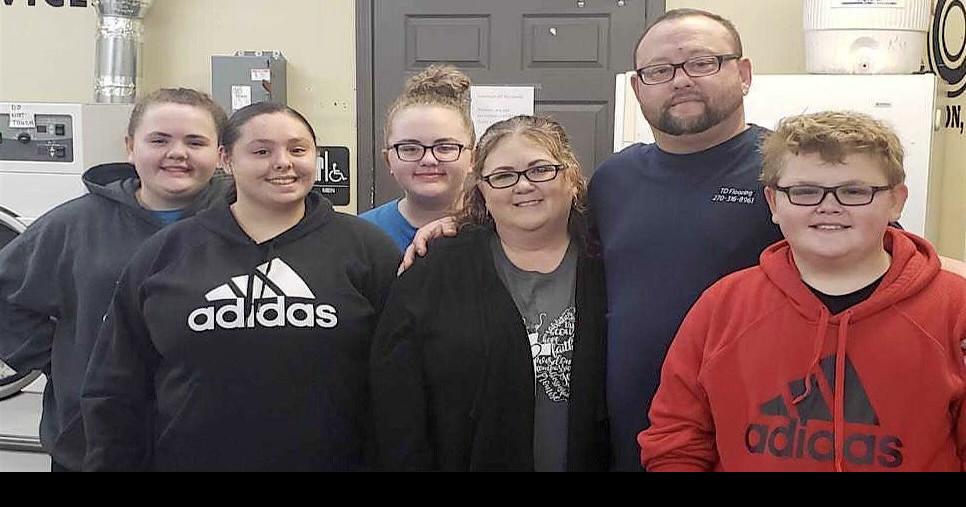 DCMS student shows kindness for others through volunteerism | Features ...