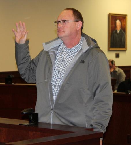 Elected officials take oaths of office | Grayson County | messenger ...