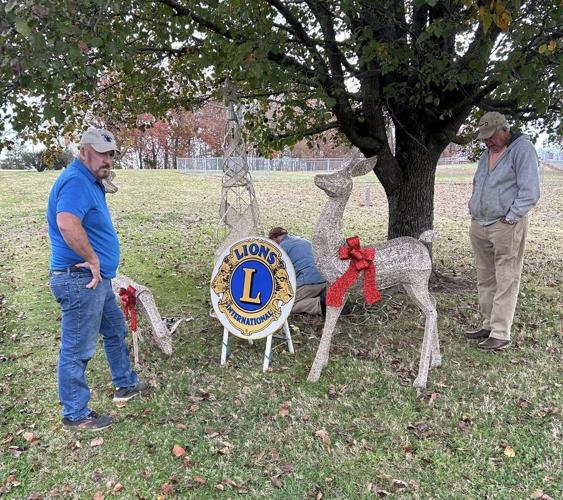 Lions offer vision screenings, set up Christmas displays | Club News | messenger-inquirer.com