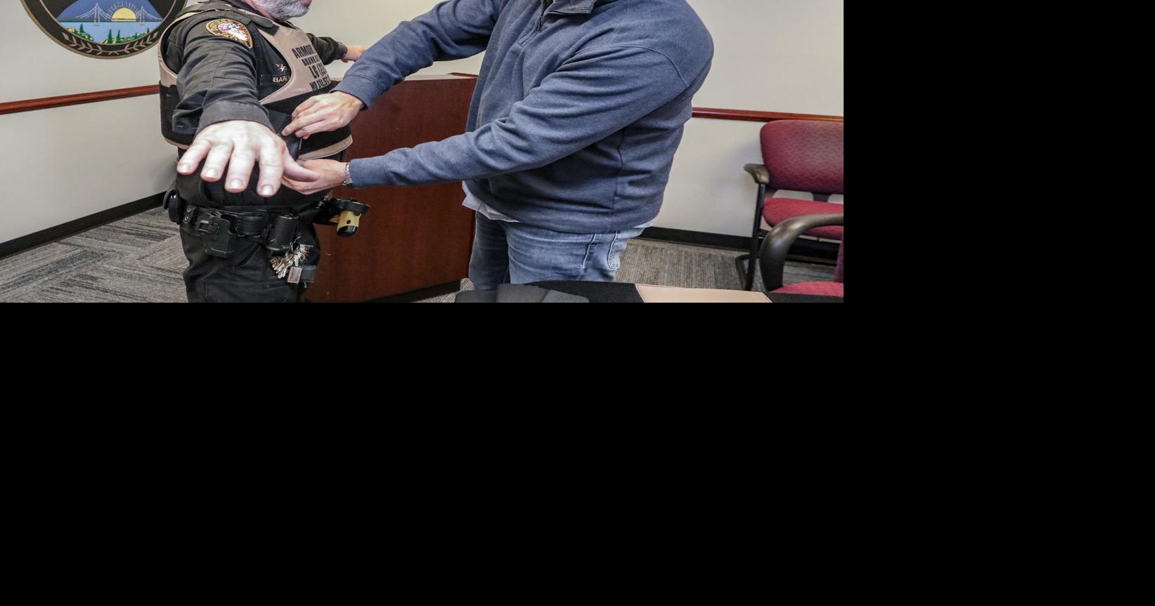 Jail deputies to receive ballistic vets | News | messenger-inquirer.com