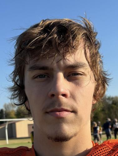 Dennis, Whobrey take different paths to find success on line | Grayson ...