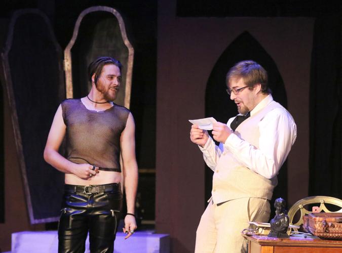 does dracula bite jonathan harker