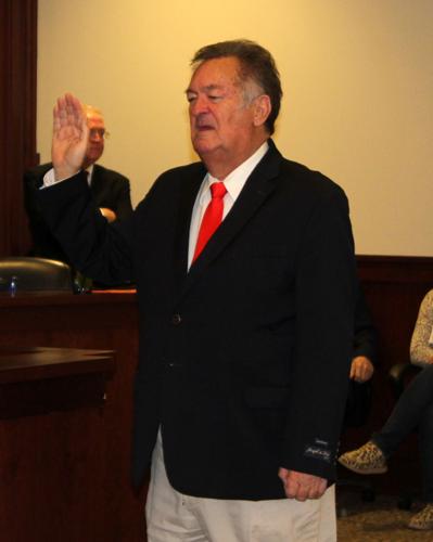 Elected officials take oaths of office | Grayson County | messenger ...