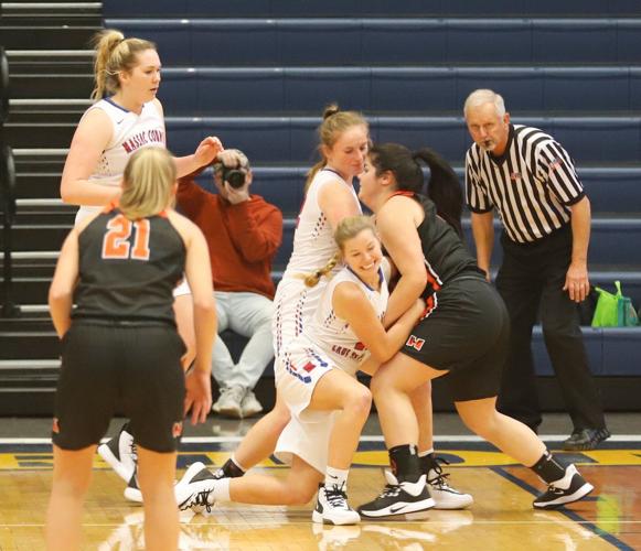 Lady Pats open 3-1 at Marion tourney | Sports | metropolisplanet.com