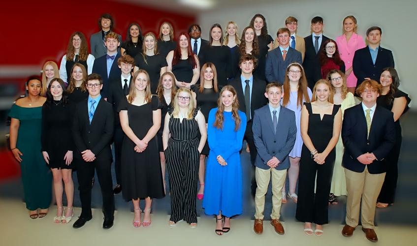 MCHS inducts National Honor Society members | News | metropolisplanet.com