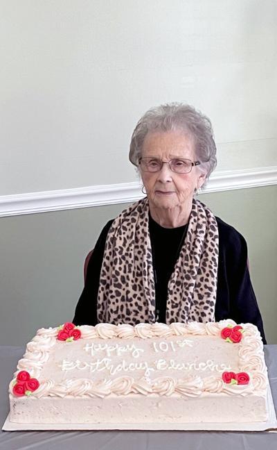 Fulgham reflects on 101 years | News | metropolisplanet.com