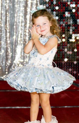 Markus crowned at America’s Best Pageant | News | metropolisplanet.com