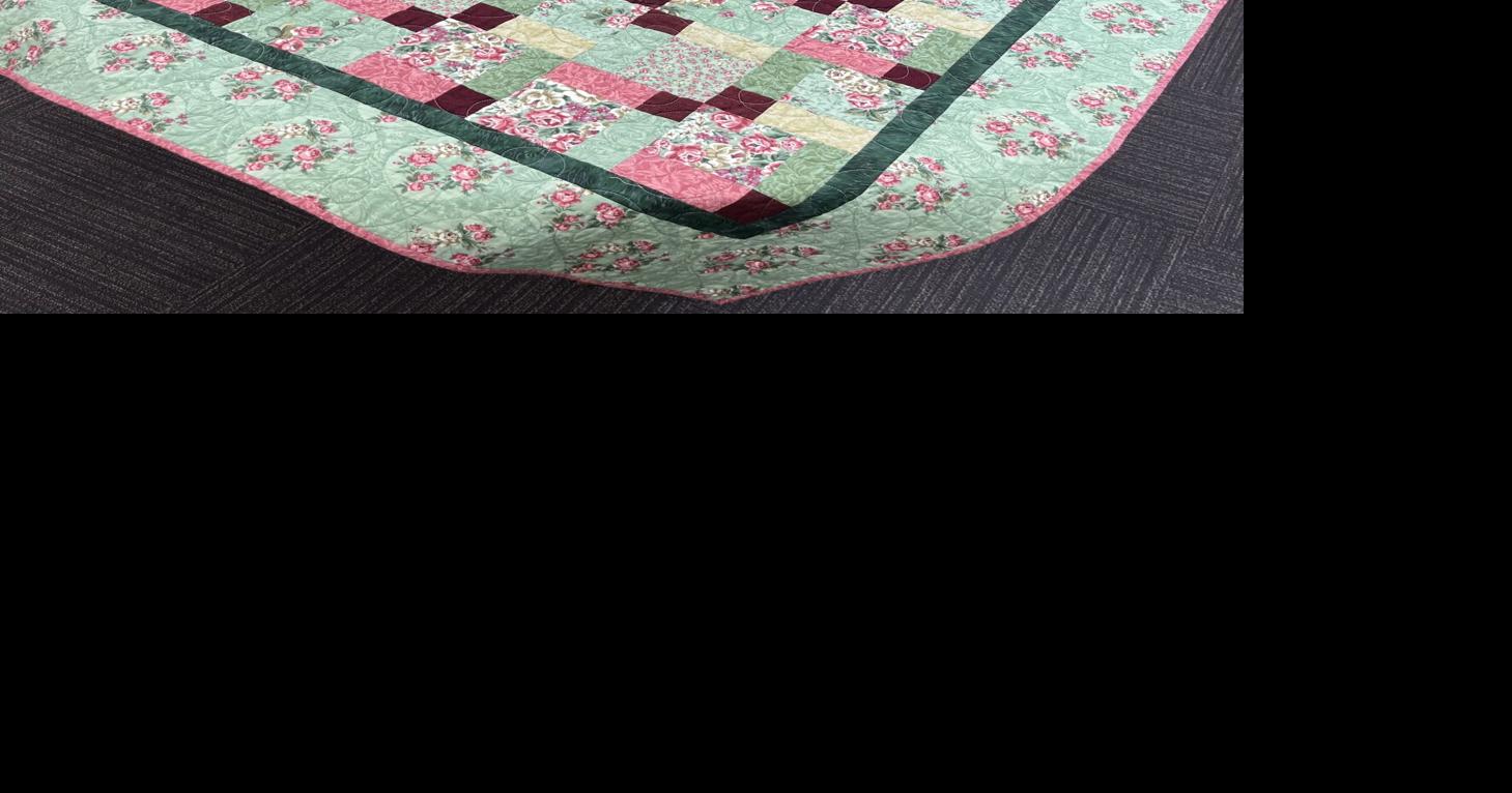 Quilt benefits DAR project | News | metropolisplanet.com