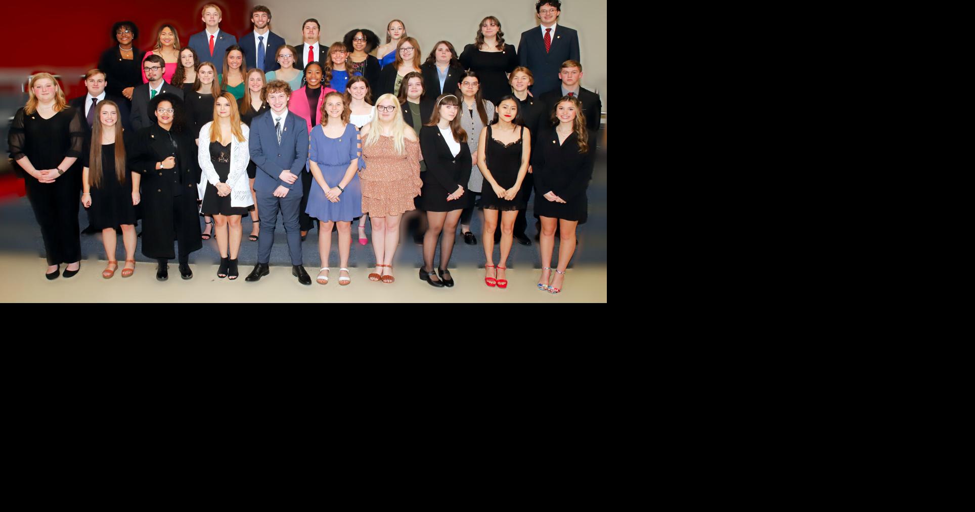 MCHS inducts National Honor Society members | News | metropolisplanet.com