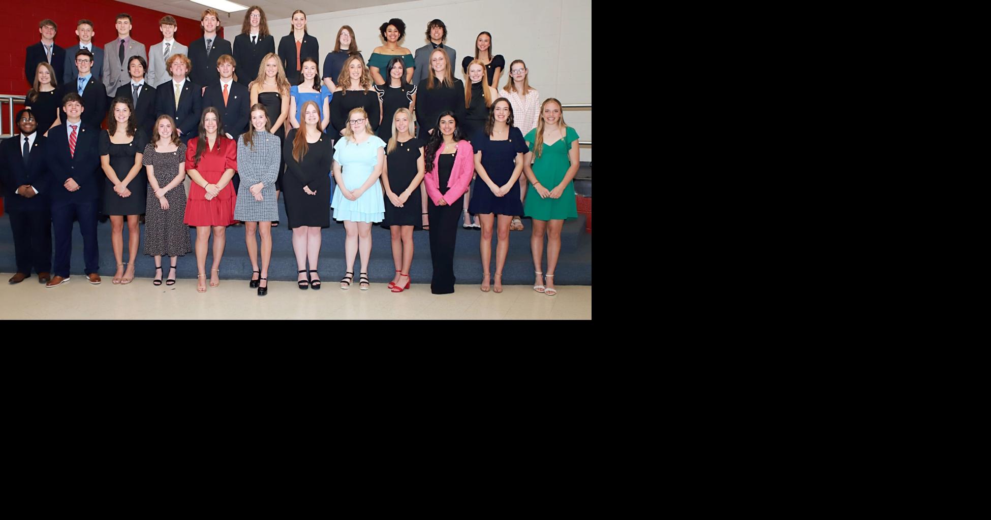 MCHS inducts National Honor Society members | News | metropolisplanet.com