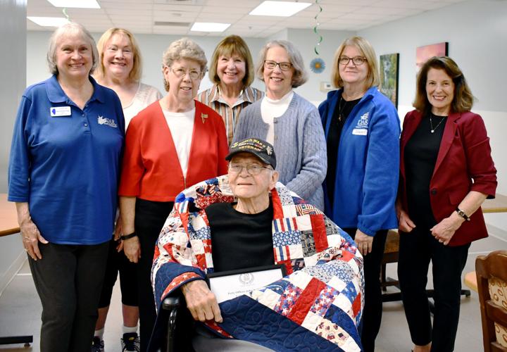 Mullinix receives Quilt of Valor | News | metropolisplanet.com