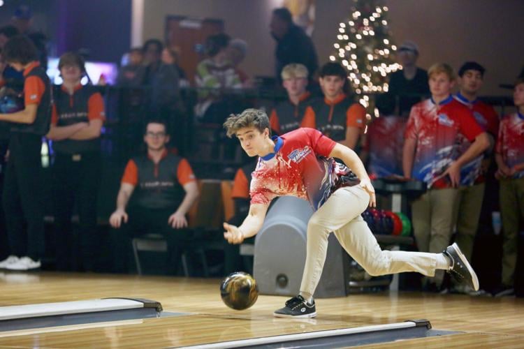 Varsity experience leads Patriots bowling | Sports | metropolisplanet.com