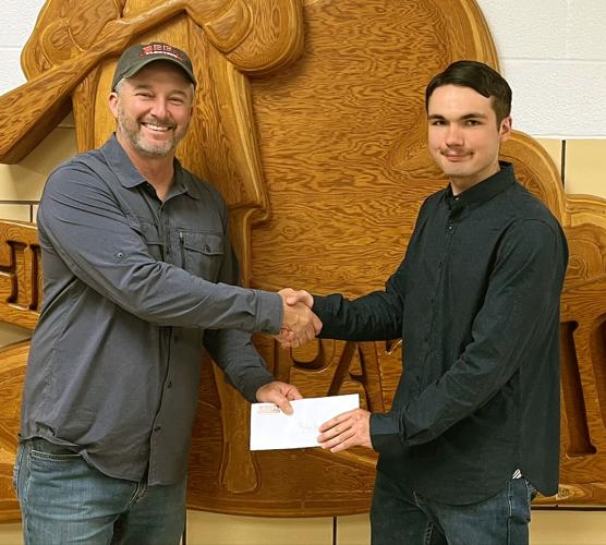 Reed Electric awards scholarships | News | metropolisplanet.com