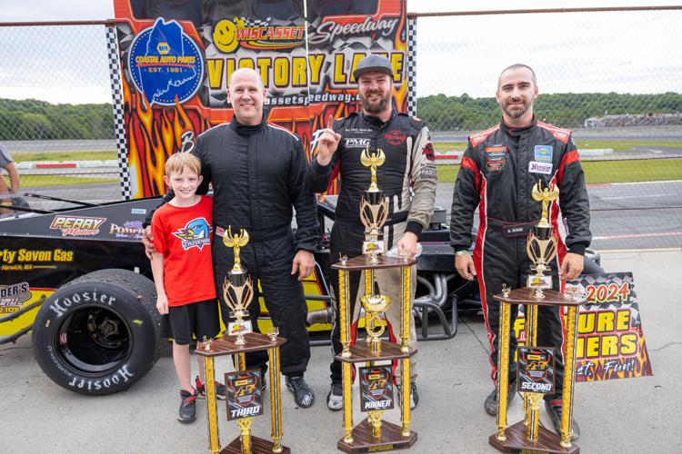 Brett Meservey scores first career victory at Wiscasset Speedway | Knox ...