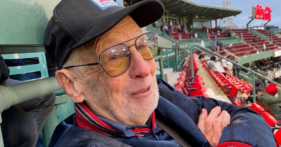 Arthur Strout | Obituaries | midcoastvillager.com