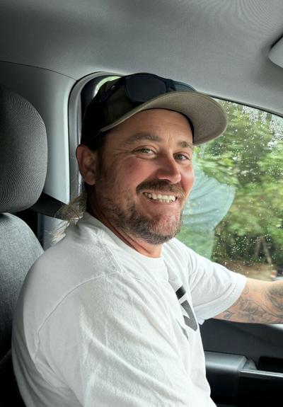 Sam Macleod | Obituaries | midcoastvillager.com