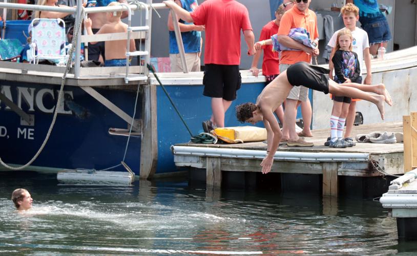 For Annual International Great Crate Race, Ausplund Crowned Top Race ...