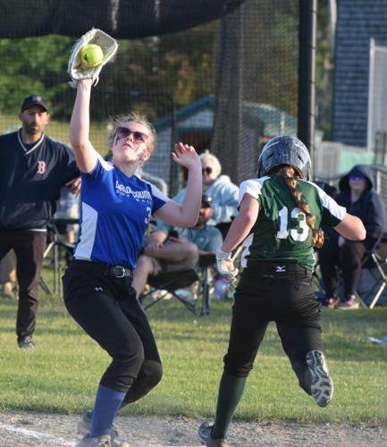 Blue Diamonds Hold Off Green Gators, Crowned WCYS Champions | Softball ...