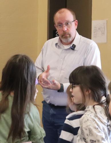 Community Spotlight: Civics Lessons | Photo Gallery | milescitystar.com