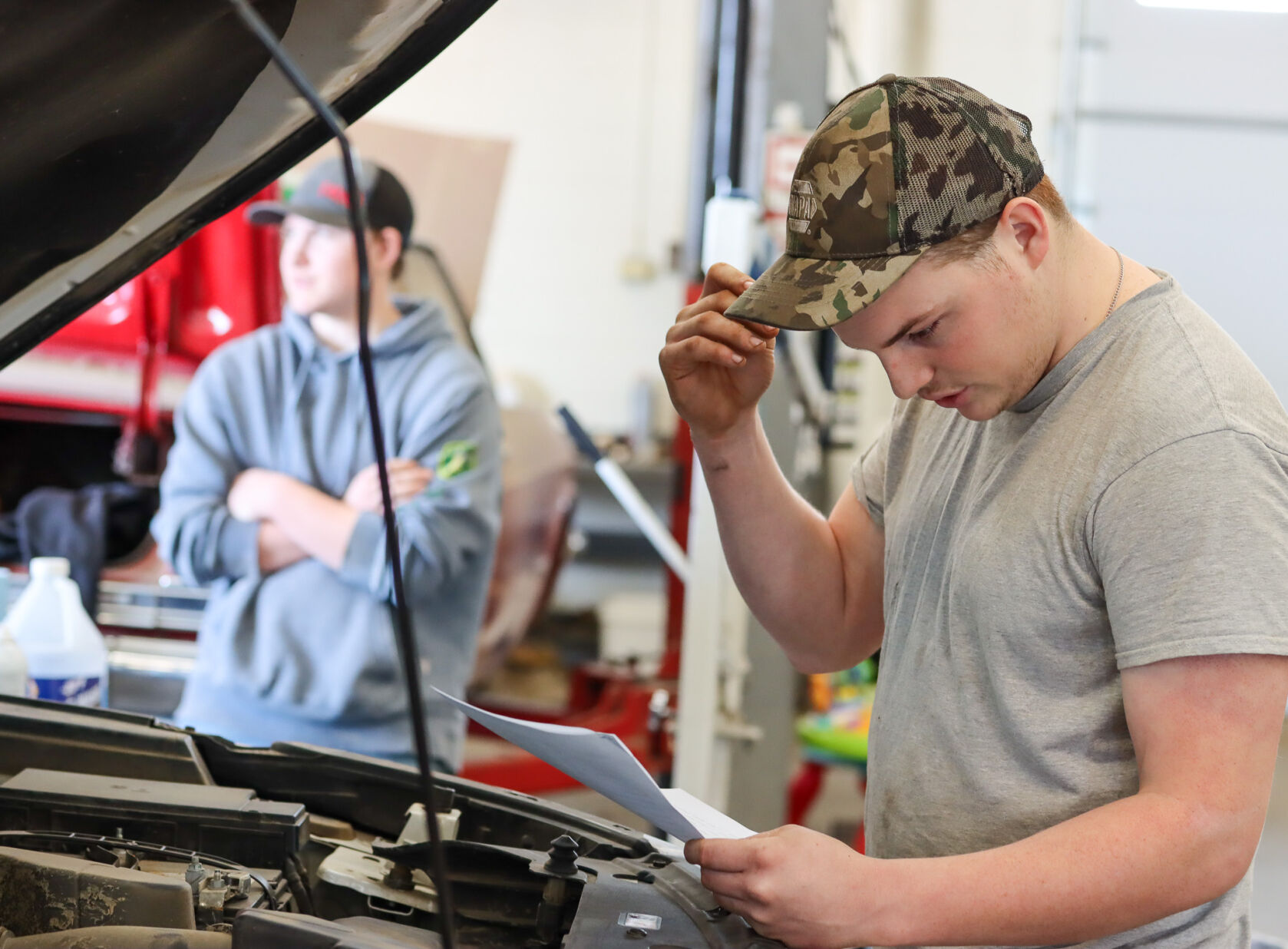 MCC students learn while serving the community | Photo Gallery | milescitystar.com