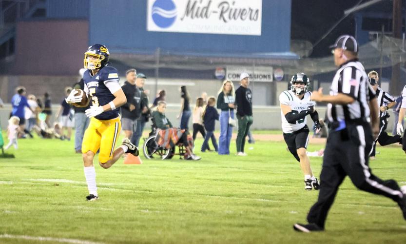 Cowboys drop third straight, fall 49-22 to top-ranked Billings Central ...